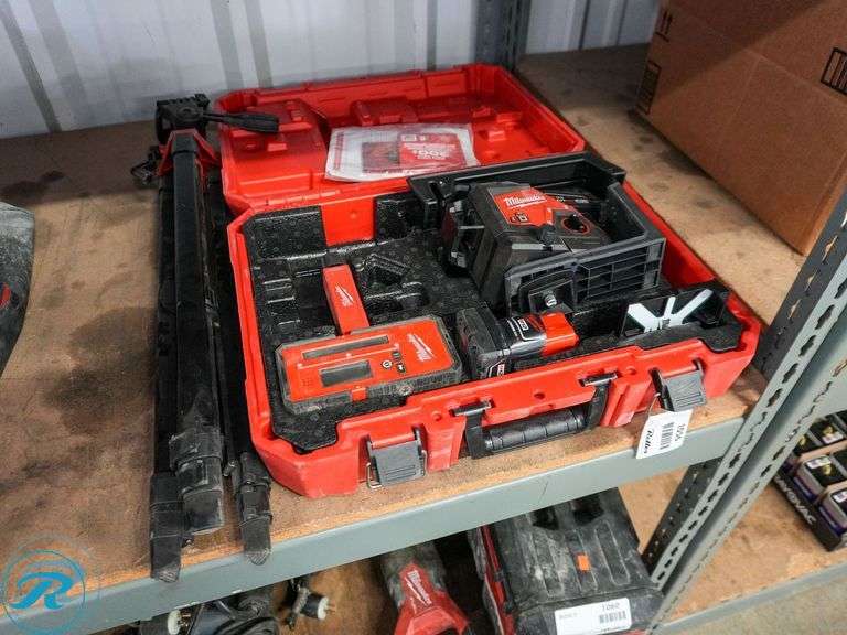 Milwaukee 3632-20 360-Degree 3-Plane Laser Level Kit With Tripod, M12 ...
