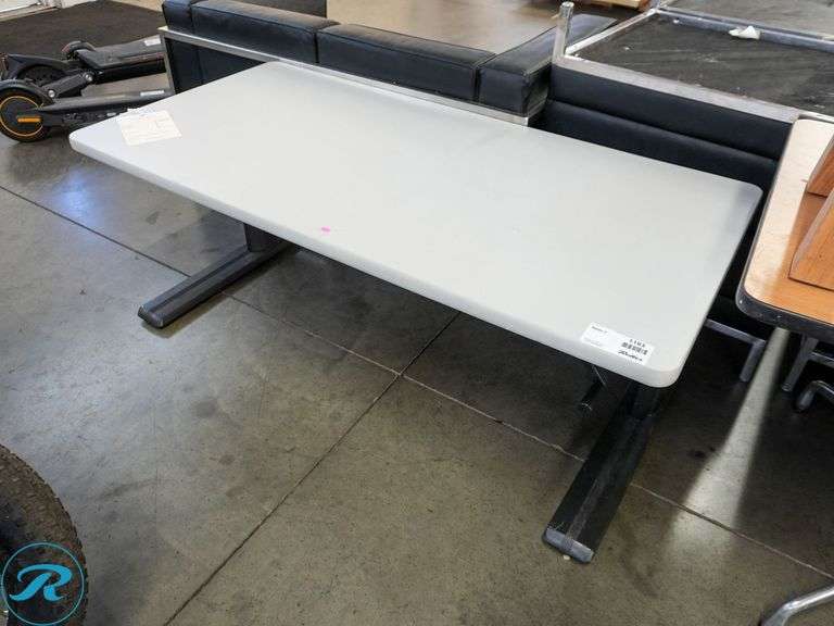 Adjustable Height Table - Roller Auctions