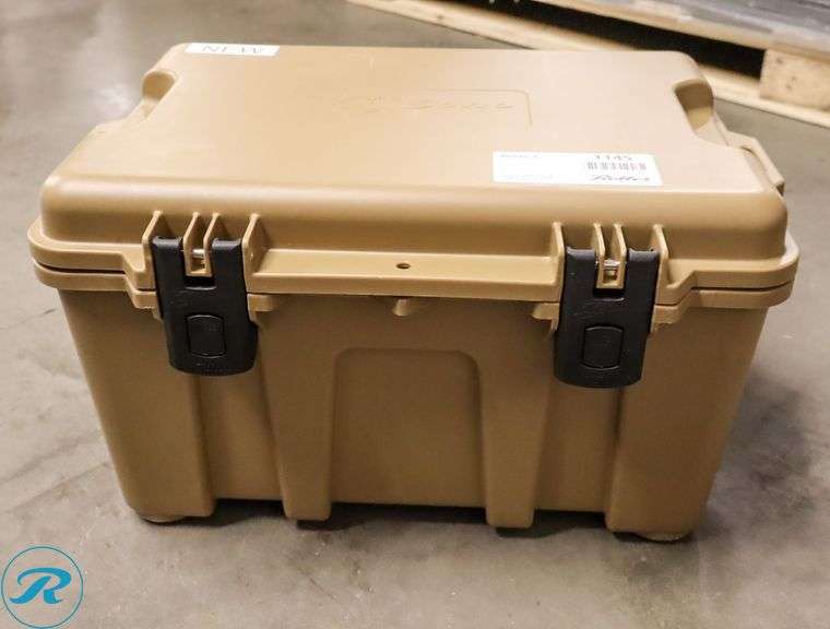 Coho Pack N Carry Box W/ Strap - New - Roller Auctions