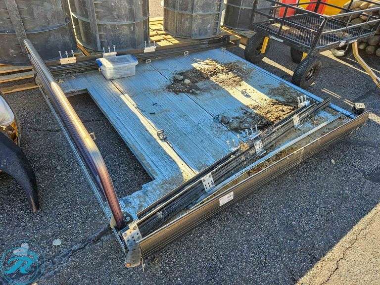 Flatbed - Roller Auctions