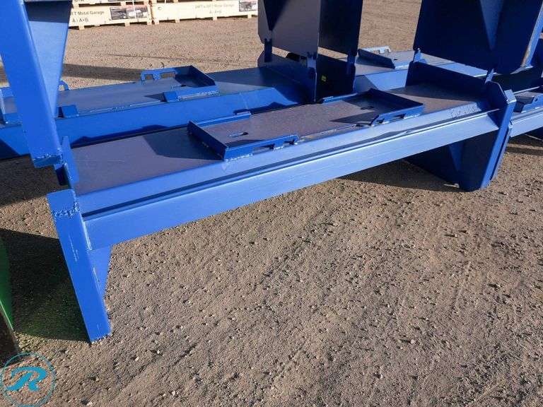 New Kit Containers 8' Snow Pusher Attachment To Fit Skid Steer Loader ...