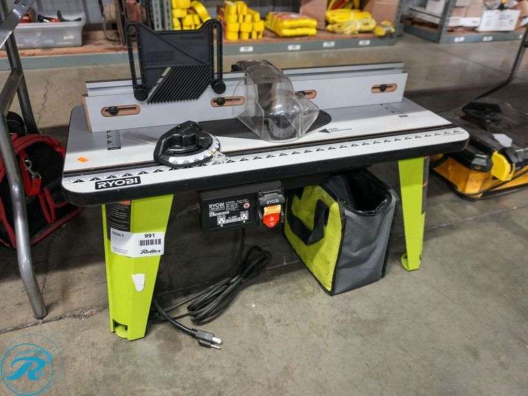 Ryobi A25RT03 Router Table With R163G Router - Roller Auctions