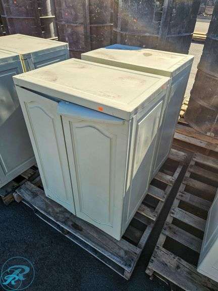 (2) Black & Decker Plastic Cabinets - Roller Auctions