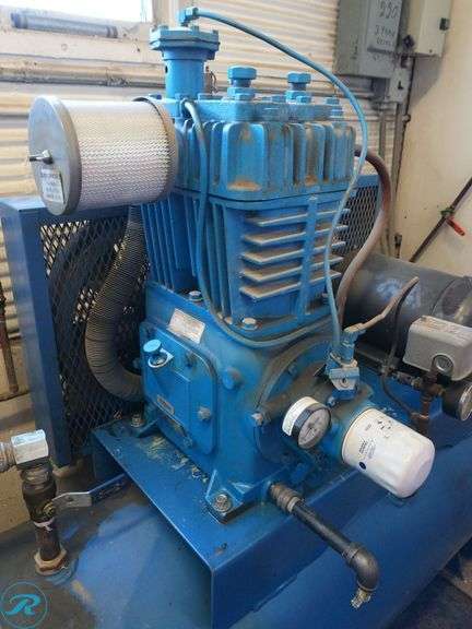 Quincy 325 Horizontal Air Compressor, 80-Gallon Tank, 200-PSI, 3ph, 208 ...