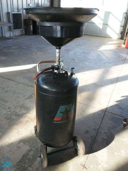 American Lube Mobile Oil Drain Pan - Roller Auctions
