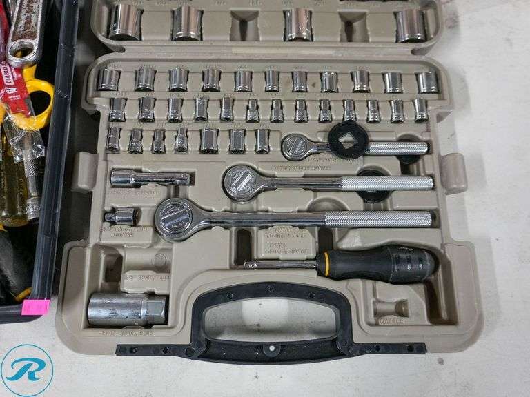 Tray of Assorted Hand Tools and Socket Set (Incomplete) - Roller Auctions