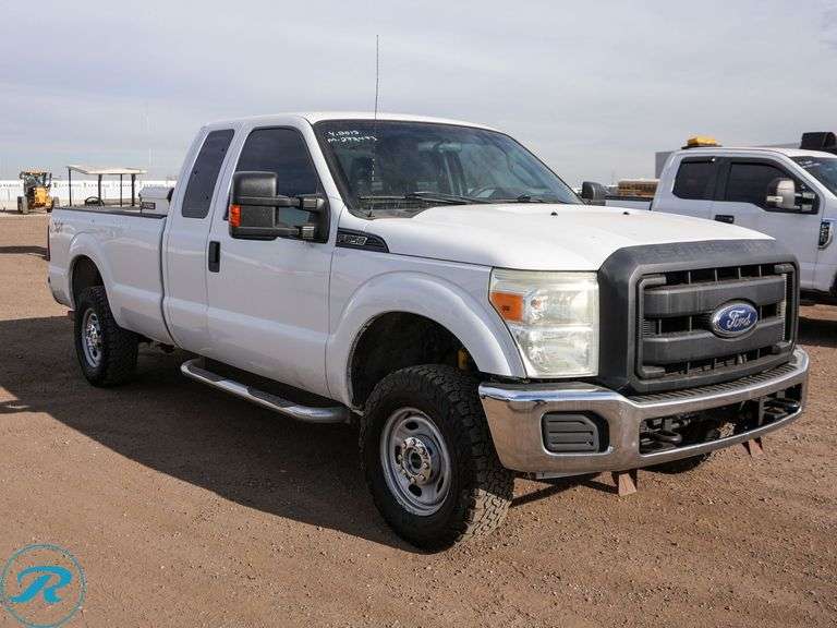 2012 Ford F250 Super Duty Lariat XL 4WD Super Cab Pickup - Roller Auctions
