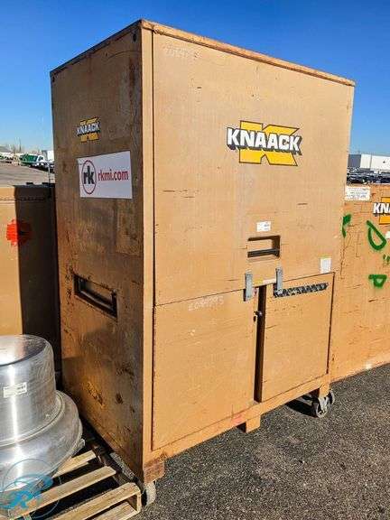 Knaack 119 Jobsite Field Office on Casters - Roller Auctions