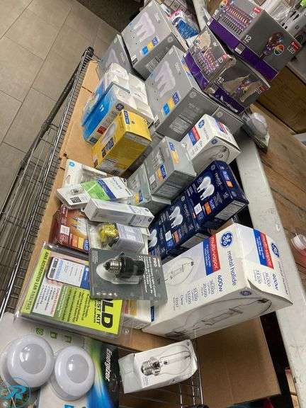 (40 Items) New- Light Bulb (some boxes are damaged, Just boxes (see ...