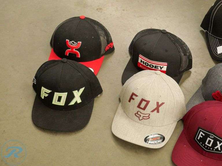 Tray of (12) Hats: Fox and Hooey - Roller Auctions