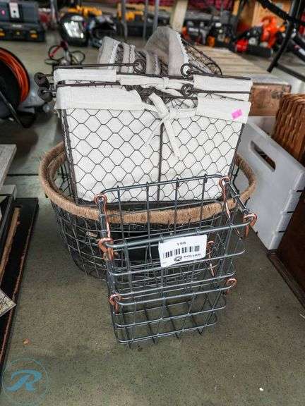 (10) Baskets - Roller Auctions