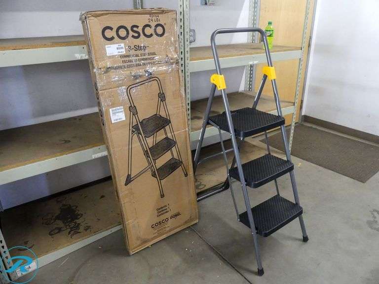 (2) Cosco 3-Step Commerical Step Stools - Roller Auctions