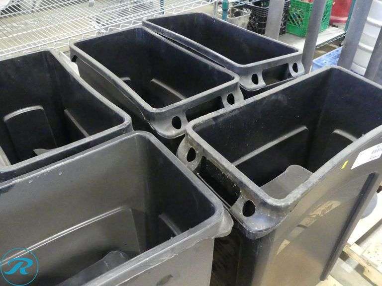 (6) Slim Jim Plastic Trash Cans - Roller Auctions