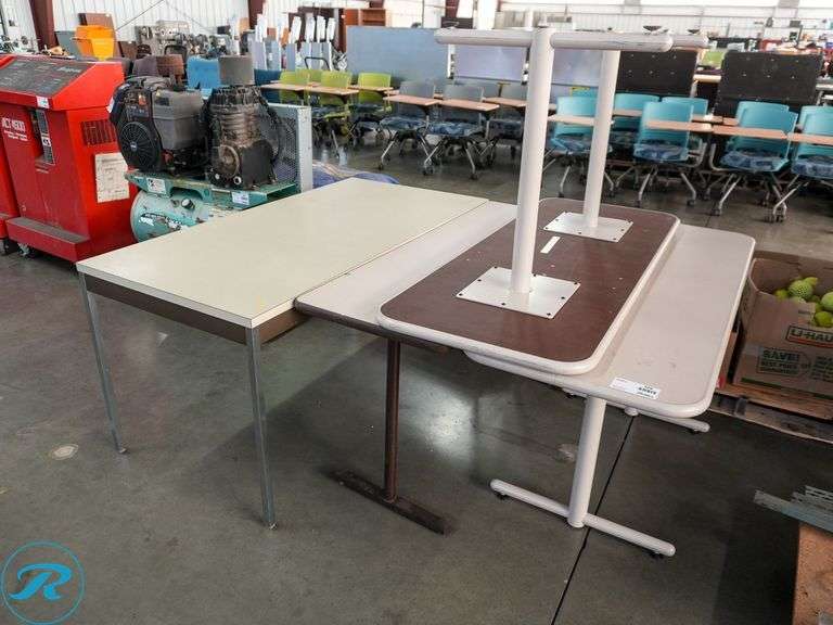 (4) Tables: 20" x 23", 24" x 60", 30" x 60" - Roller Auctions