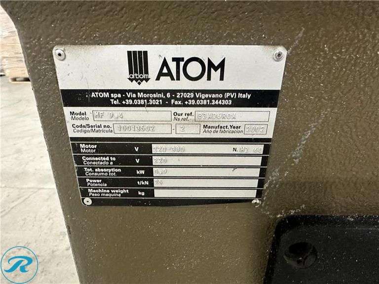 Atom MF 9.4 Leather Cutter - Roller Auctions