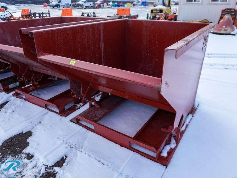 New Kit Containers 2-Cubic Yard Self-Dumping Hopper with Forklift ...