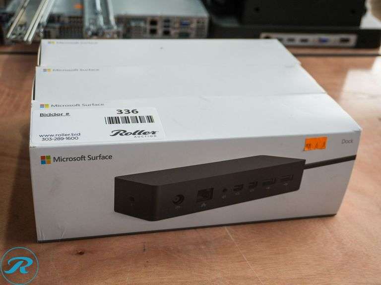 (3) Microsoft 1661 Surface Docks - Roller Auctions