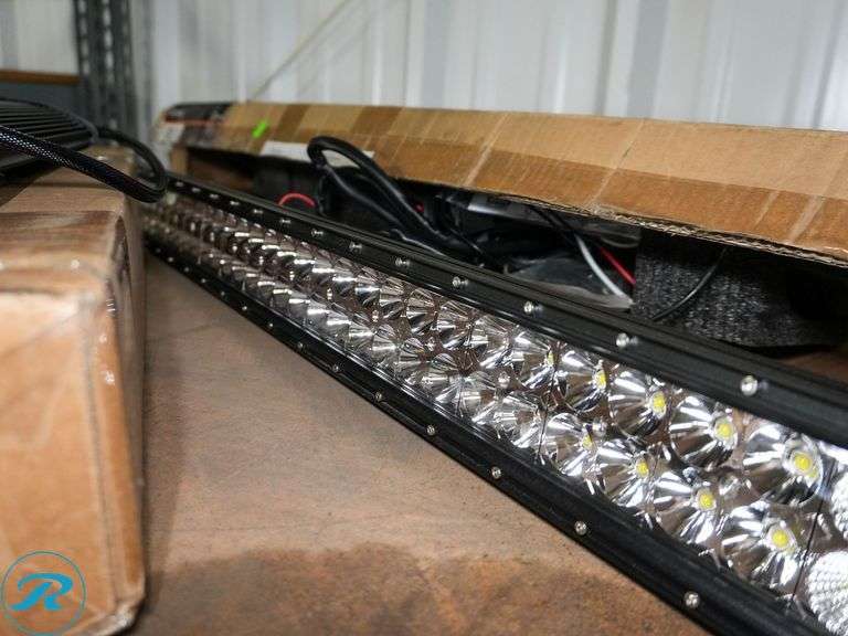 Quake LED 52" Dual Row Light Bar, 300W - Roller Auctions