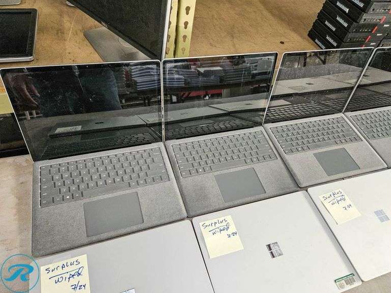 (10) Microsoft 1867 Touchscreen Laptops - Roller Auctions