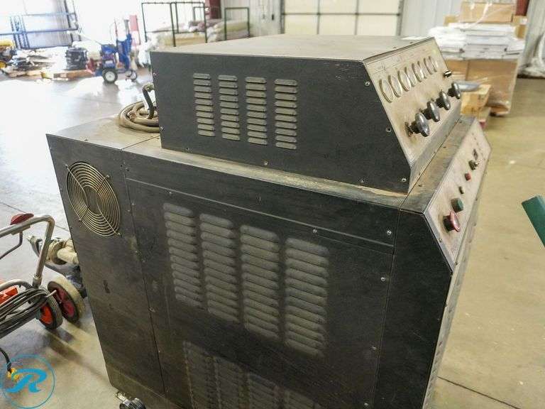 ProLine 2200 Precision Plasma Cutting System - Roller Auctions