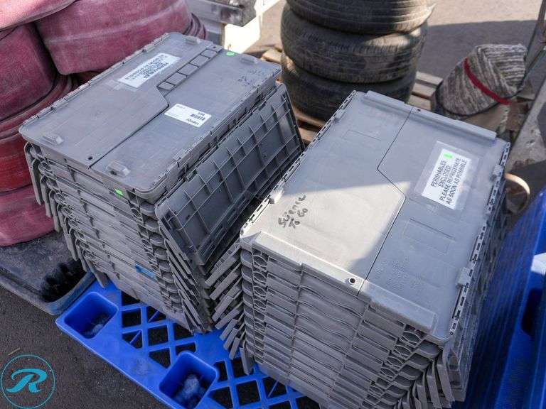 Pallet of Totes - Roller Auctions