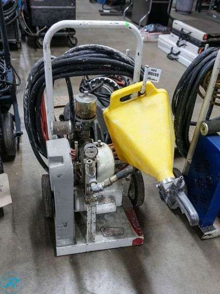 Goldblatt Texture Sprayer - Roller Auctions