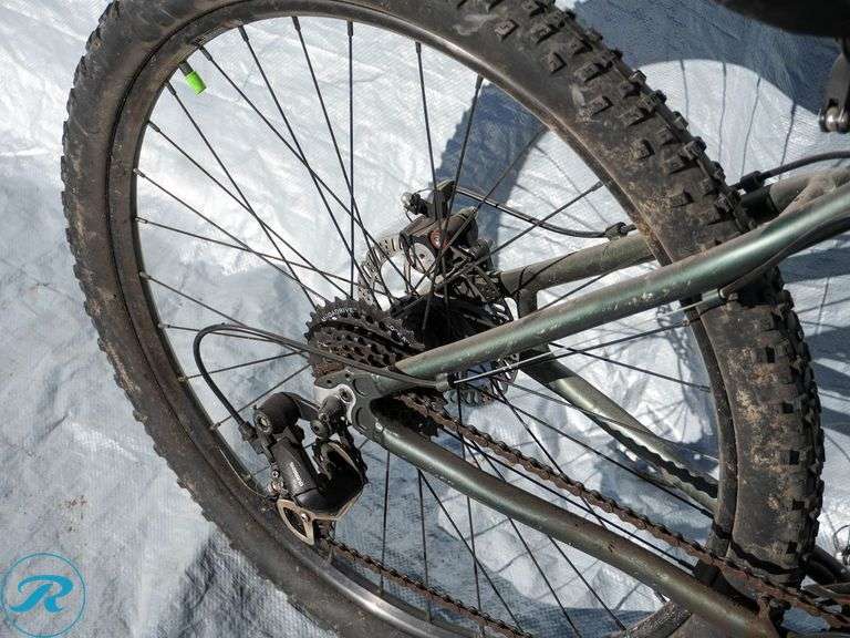 Mongoose Deception Front Suspension Mountain Bicycle - Roller Auctions