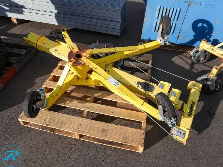 Sumner R-100/R-150 Hoist (Missing Cart) - Roller Auctions