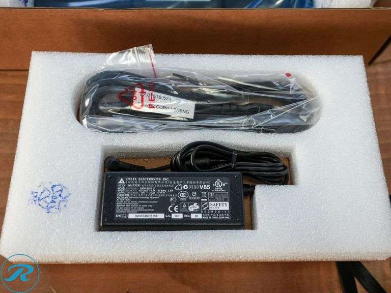 (2) Itronix IX600 Office Docks - Roller Auctions