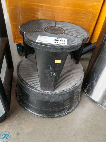 Stool - Roller Auctions