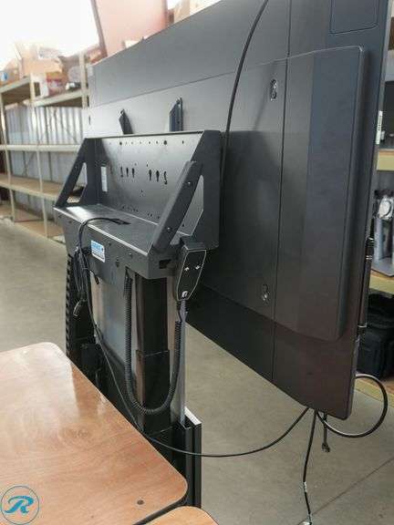 Microsoft Surface Hub 1597 Touchscreen, 55" - Roller Auctions