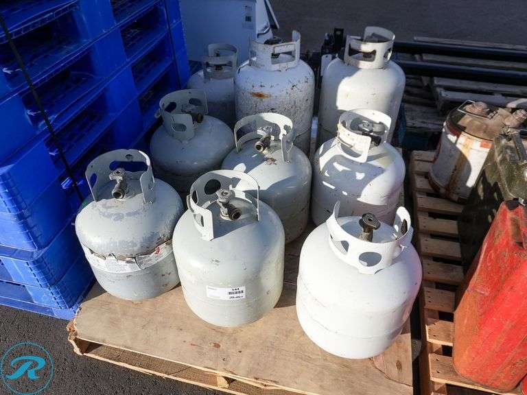 Pallet of (9) Propane Tanks - Roller Auctions