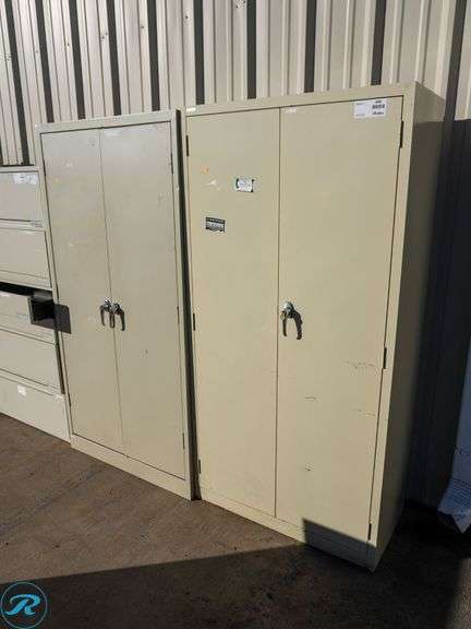 (2) Storage Cabinets - Roller Auctions