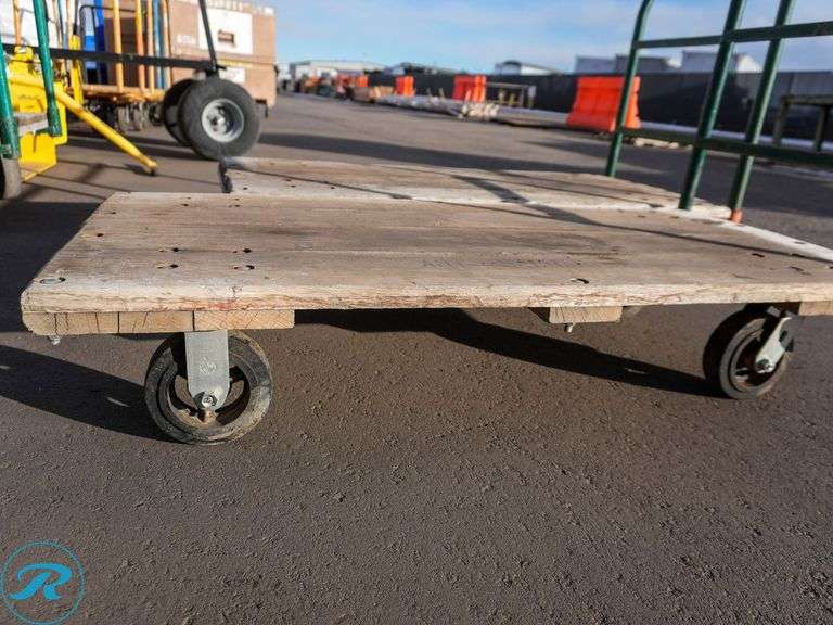(2) Flatbed Carts - Roller Auctions