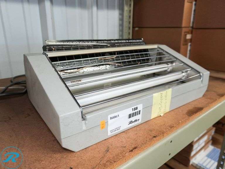 Vector System 6J15 Electronic Flytrap - Roller Auctions