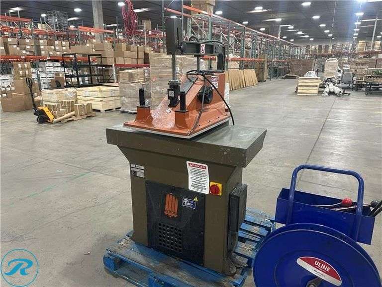 Atom MF 9.4 Leather Cutter - Roller Auctions