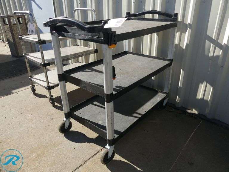 Cambro Bus Cart - Roller Auctions