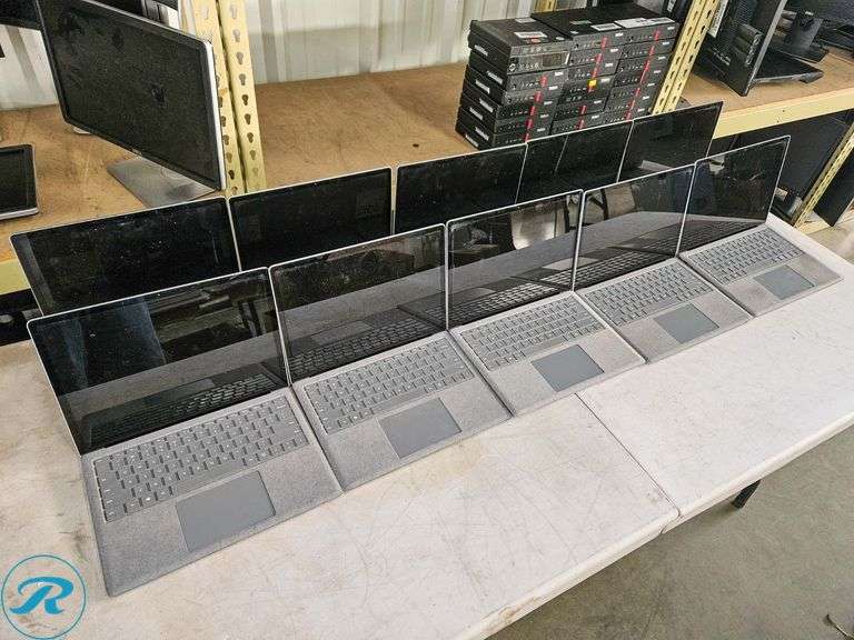 (10) Microsoft 1867 Touchscreen Laptops - Roller Auctions