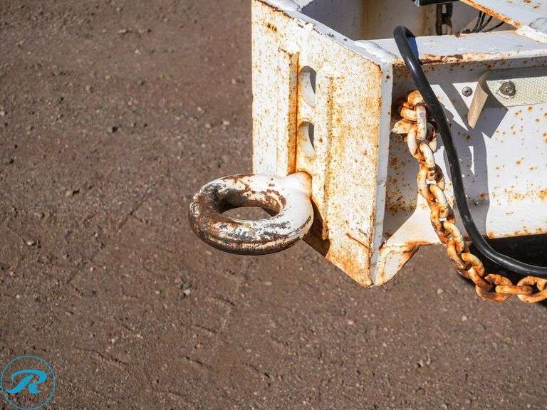 1975 Trail-Eze Tri-Axle Equipment Trailer - Roller Auctions
