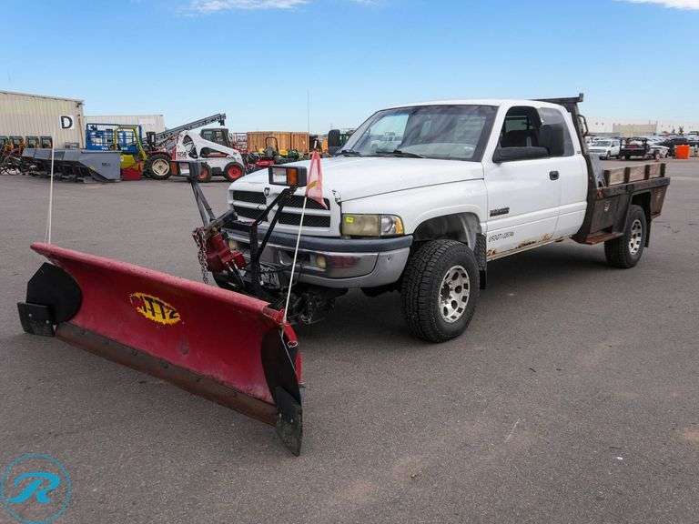 2001 Dodge 2500 4WD Stake Body Truck - Roller Auctions