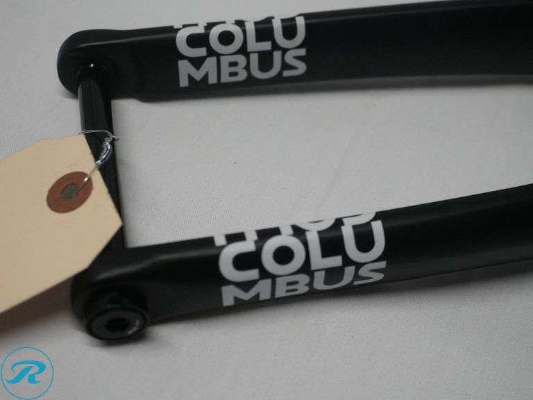 Columbus Futura Disc Fork with Thru Axle - Roller Auctions