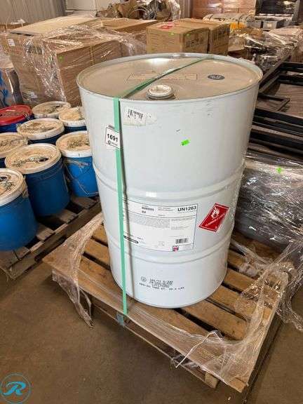 55-Gallon Drum of C12036 Wash Thinner, UN1263 Paint Related Material ...