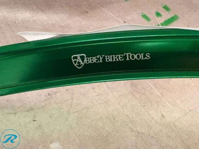Abbey Bike Tools Truing Stand and Related Components - Roller Auctions