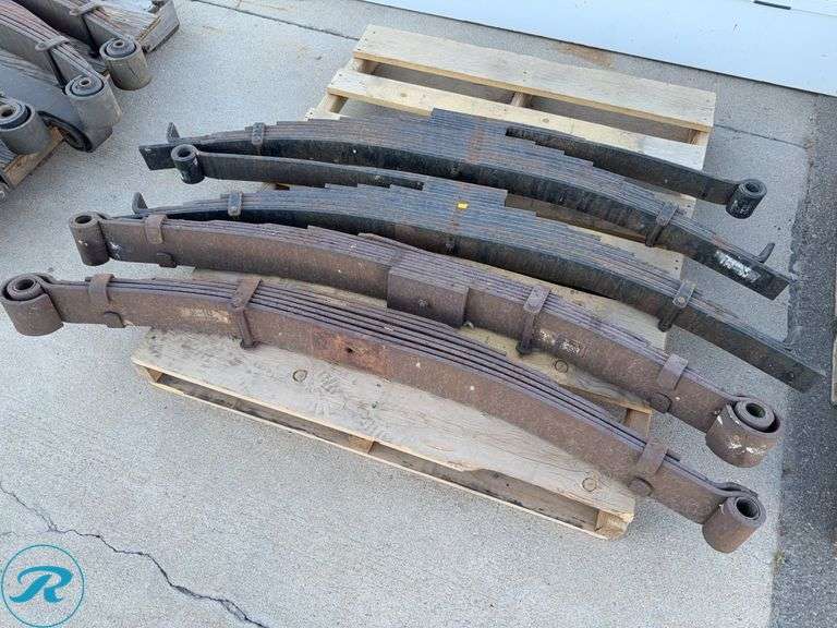 (2) Pallets of Heavy-Duty Steel Leaf Springs - Roller Auctions
