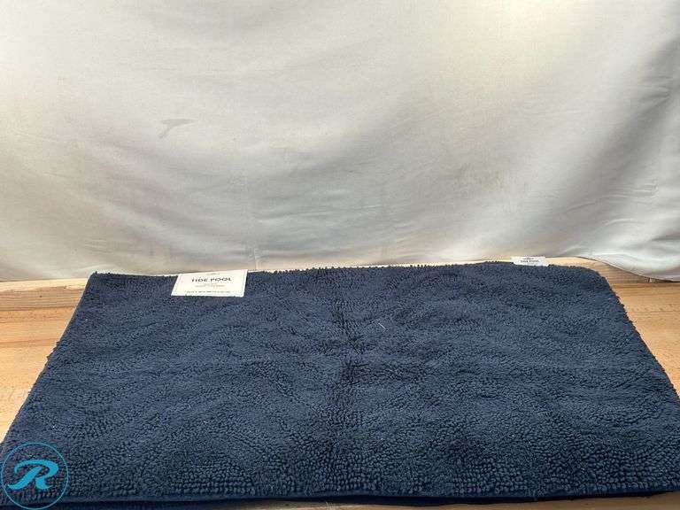 (4) Mohawk: Bath Rug- New - Roller Auctions