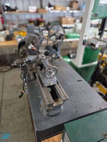 Metal Lathe on Steel Frame With Shelving - Roller Auctions