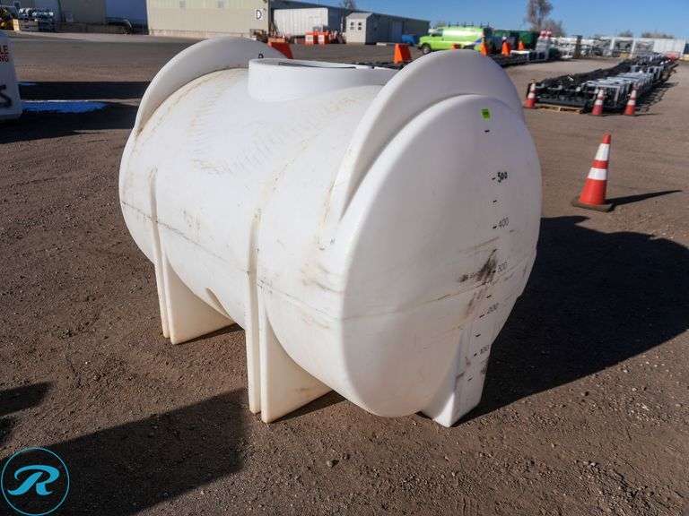 700 Gallon Fiberglass Water Holding Tank - Roller Auctions