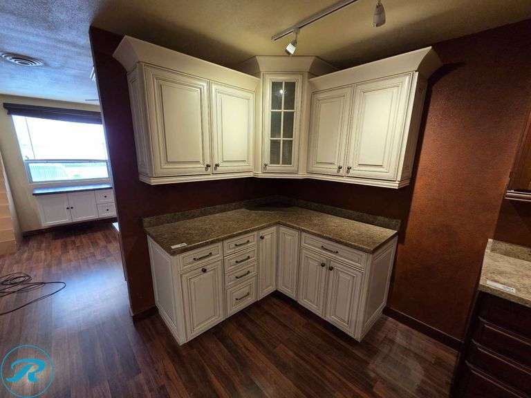 7-Piece Kitchen Cabinet Set, Timberlake Sierra Vista Hazelnut Glaze ...