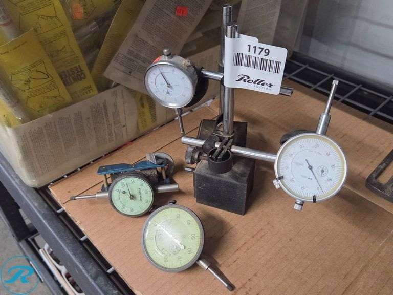 Dial Indicators with Magnetic Stands and Clamps - Roller Auctions