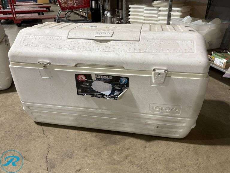 Igloo MaxCold Premium Cooler 165 Quart - Roller Auctions